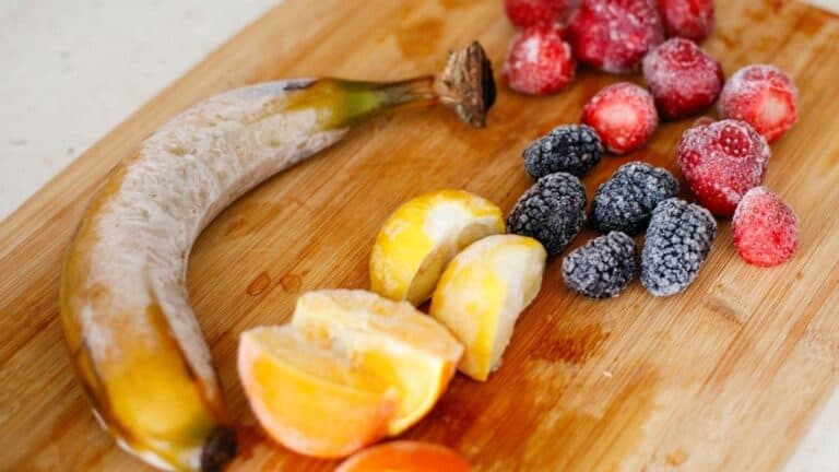 How Long Can Fruit Be Frozen? [Defrost & Refreeze TIPS]