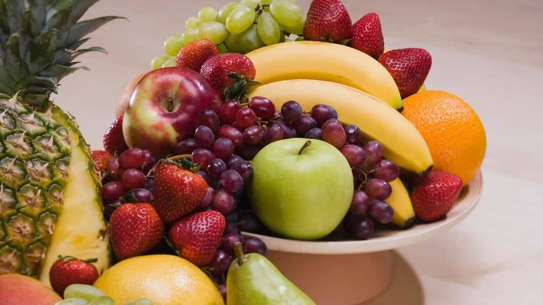 Eating Fruit and Nuts Together [Healthy or Not] - Eat For Longer
